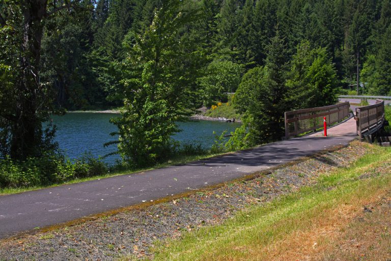 Cycle Oregon Spotlight - Cottage Grove & Dorena Lake – Cycle Oregon